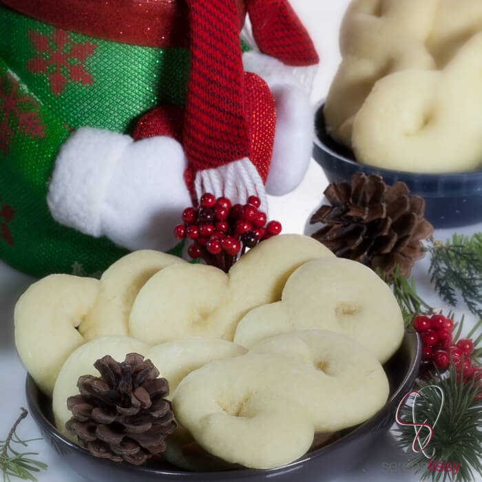 Kringla Cookies Recipe | Serena Lissy