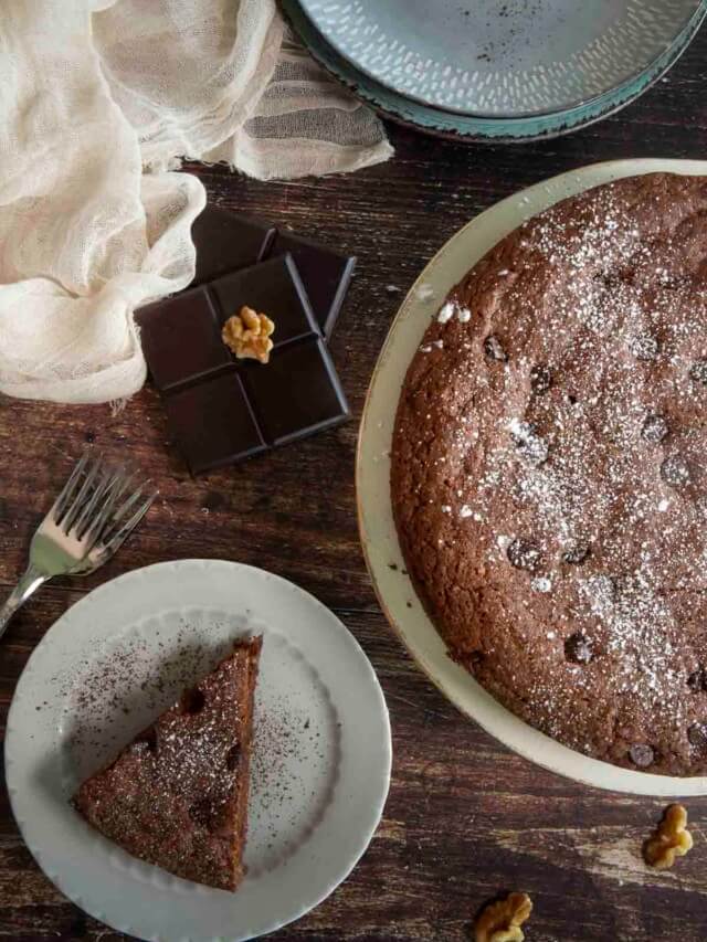 ITALIAN CHOCOLATE WALNUT CAKE (TORTA DI NOCI) STORY - Serena Lissy