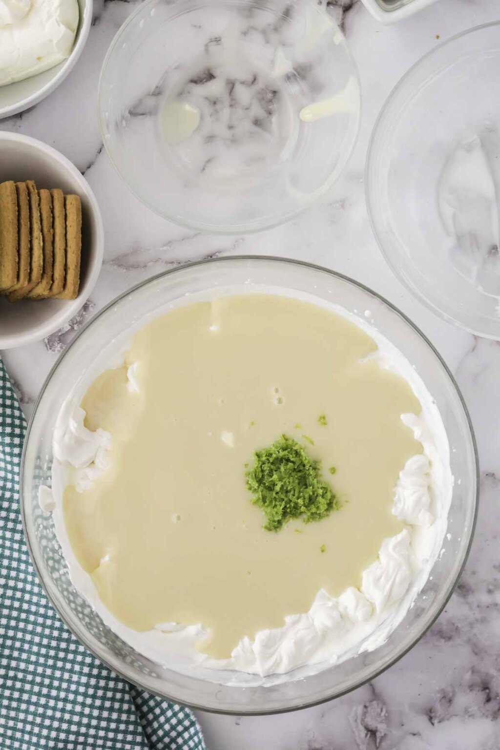 No Churn Key Lime Pie Ice Cream - Serena Lissy